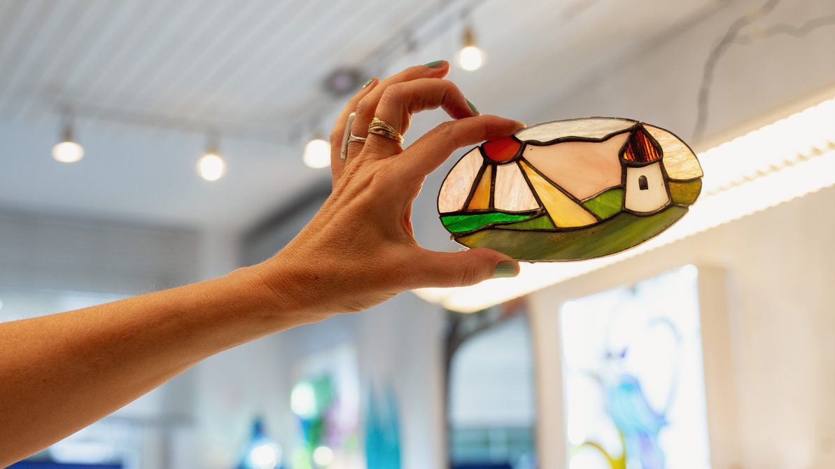 Atelje Vitraž: Magična svetlost bojenog stakla